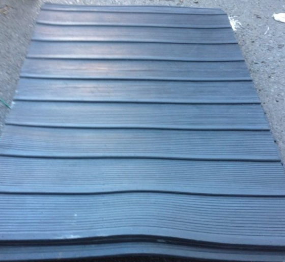 HORSE BOX TRAILER RAMP MAT 2.4M X 2.1 M